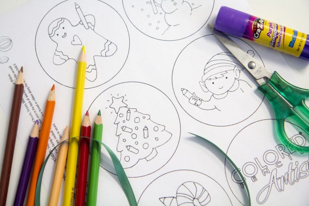 Christmas Ornament | COLORED PENCIL Magazine
